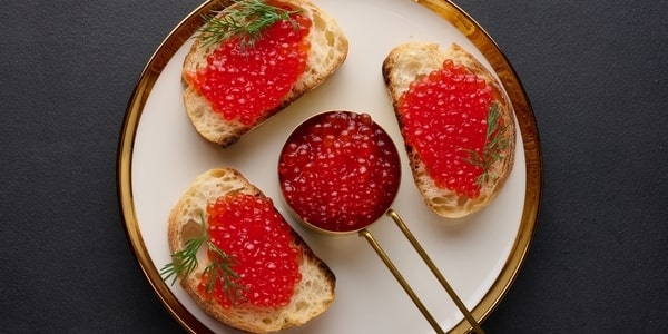 Hosting the Perfect Caviar Tasting Party – STUR CAVIAR